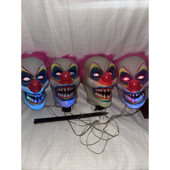 Spirit | Holiday | Spirit Halloween Creepy Clown Pathway Markers Lights ...